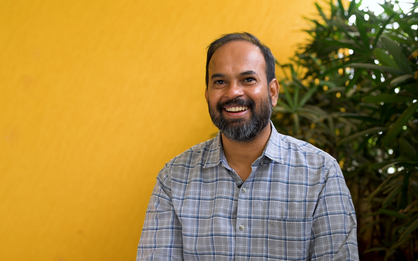 Digital IDs are an effective tool against poverty | Bill & Melinda ...